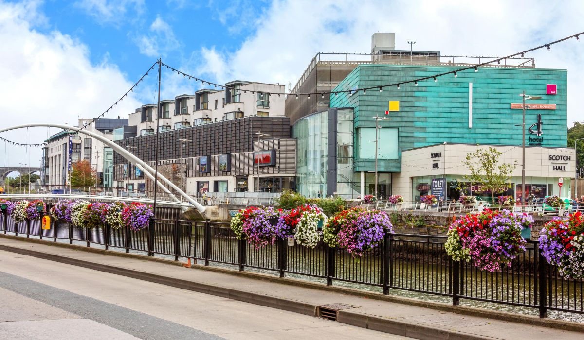 Home page - Scotch Hall Shopping Centre